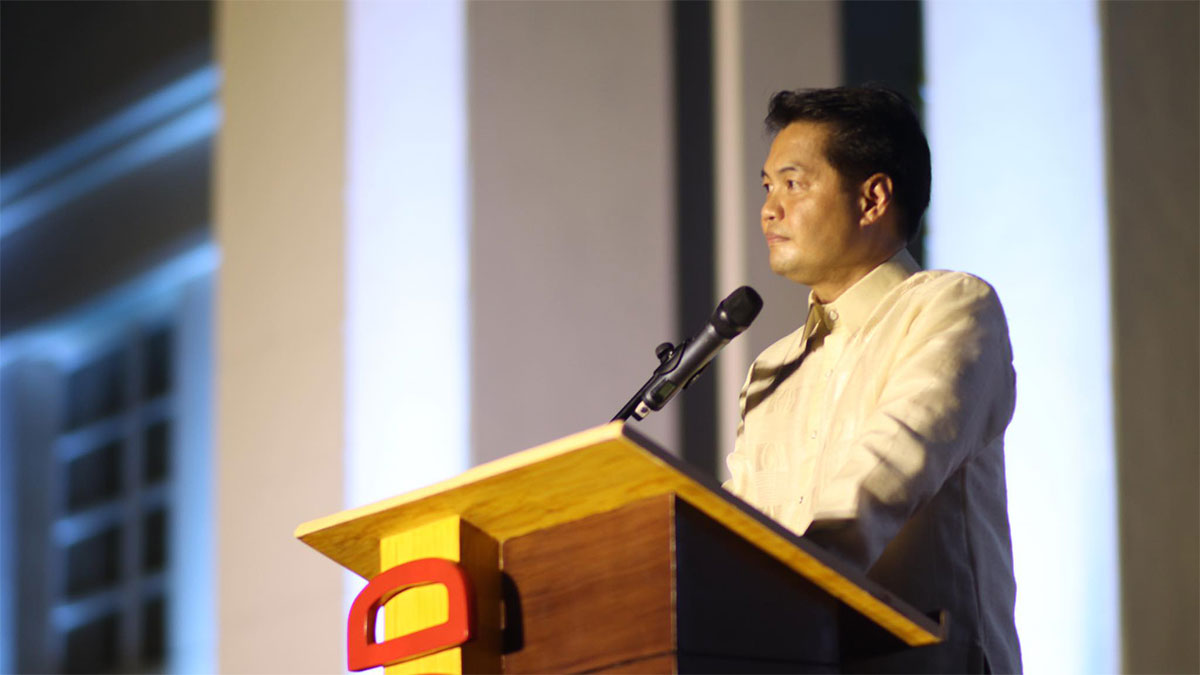 Elements of "change:" Looking into Albee's things to do and his ...